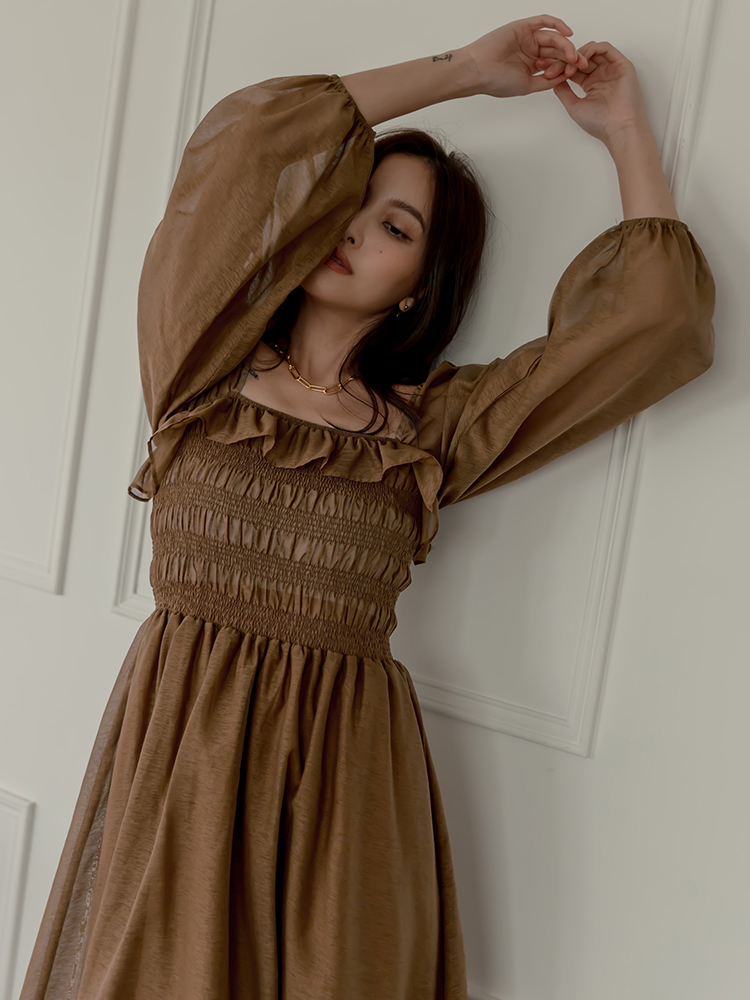 荷葉邊透膚紋路長洋裝 | Fancy Made